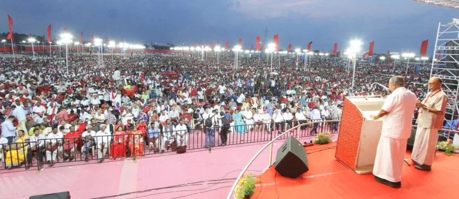 City of temples hosts the 24th congress of the Communist Party of India ...