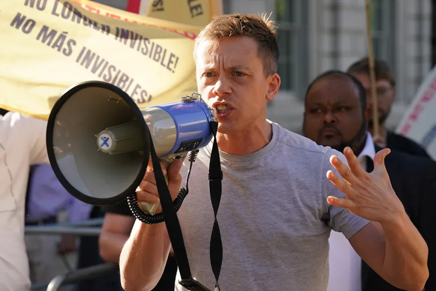 Owen Jones kicked out of Labour conference | Morning Star