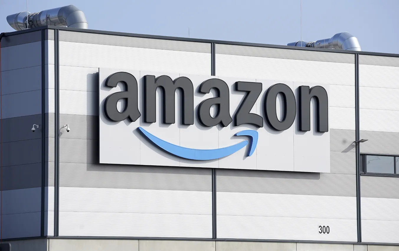 Amazon, Trader Joe’s and SpaceX line up for anti-union attack | Morning ...